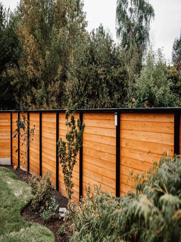 Professional Fences Installation & Repair | Reliable Services
